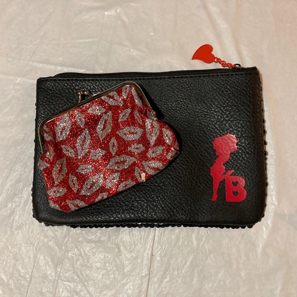 Bags | Betty Boop X Ipsy Cosmetic Bag Kissie Lips Change Purse | Poshmark